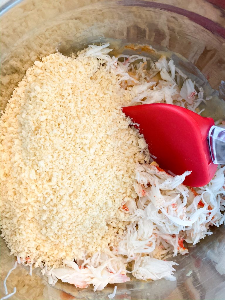 Alaska Snow Crab Cakes w/ Spicy Aioli - Sari Diskin Eat Well With Sari